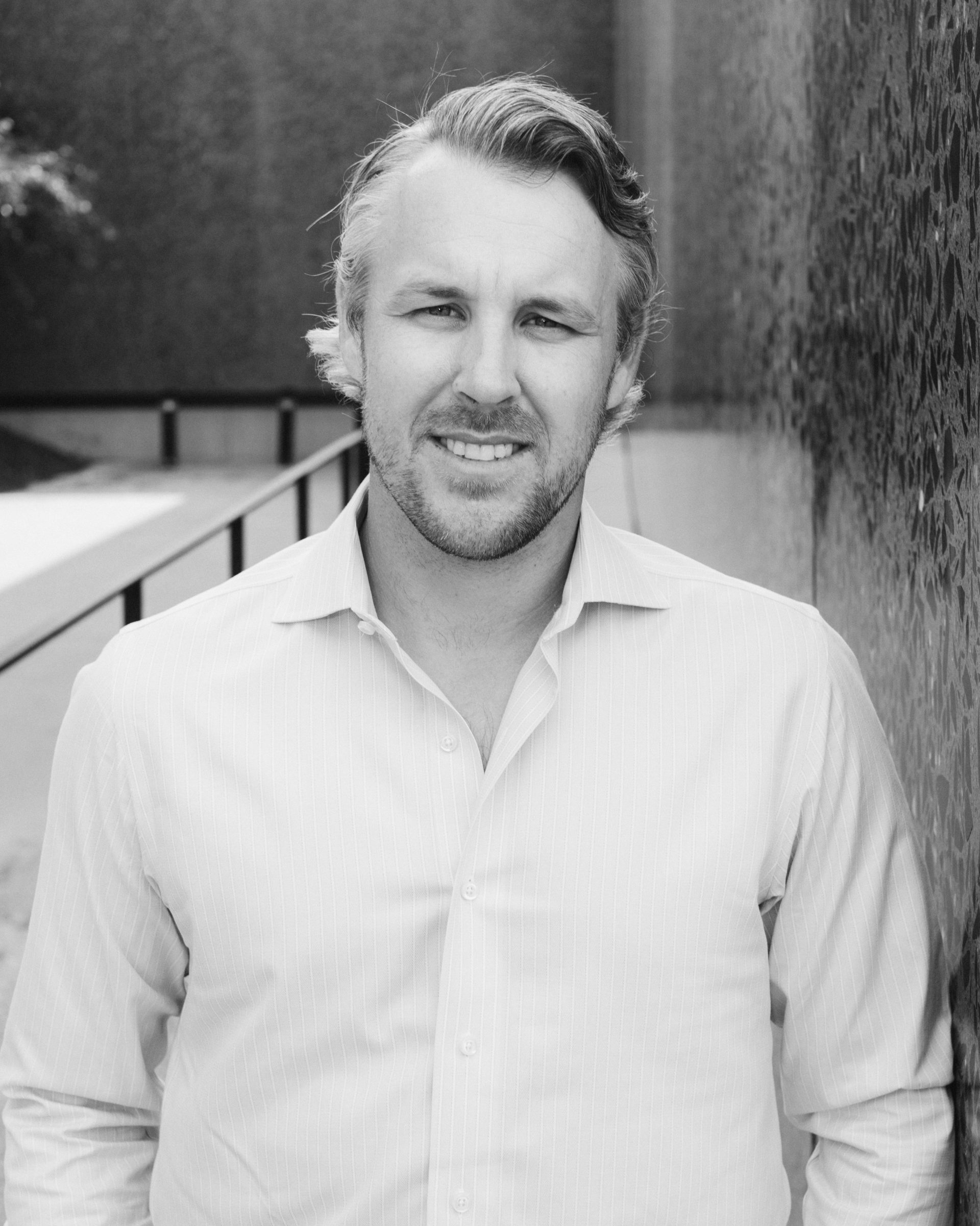 About AHM Group | Commercial Real Estate Investments